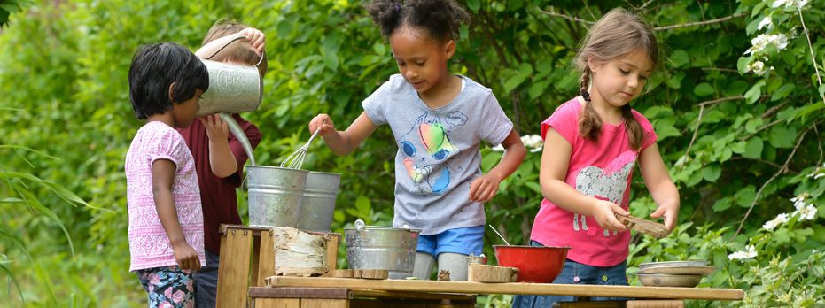communityplaythings.com - Outdoor Learning